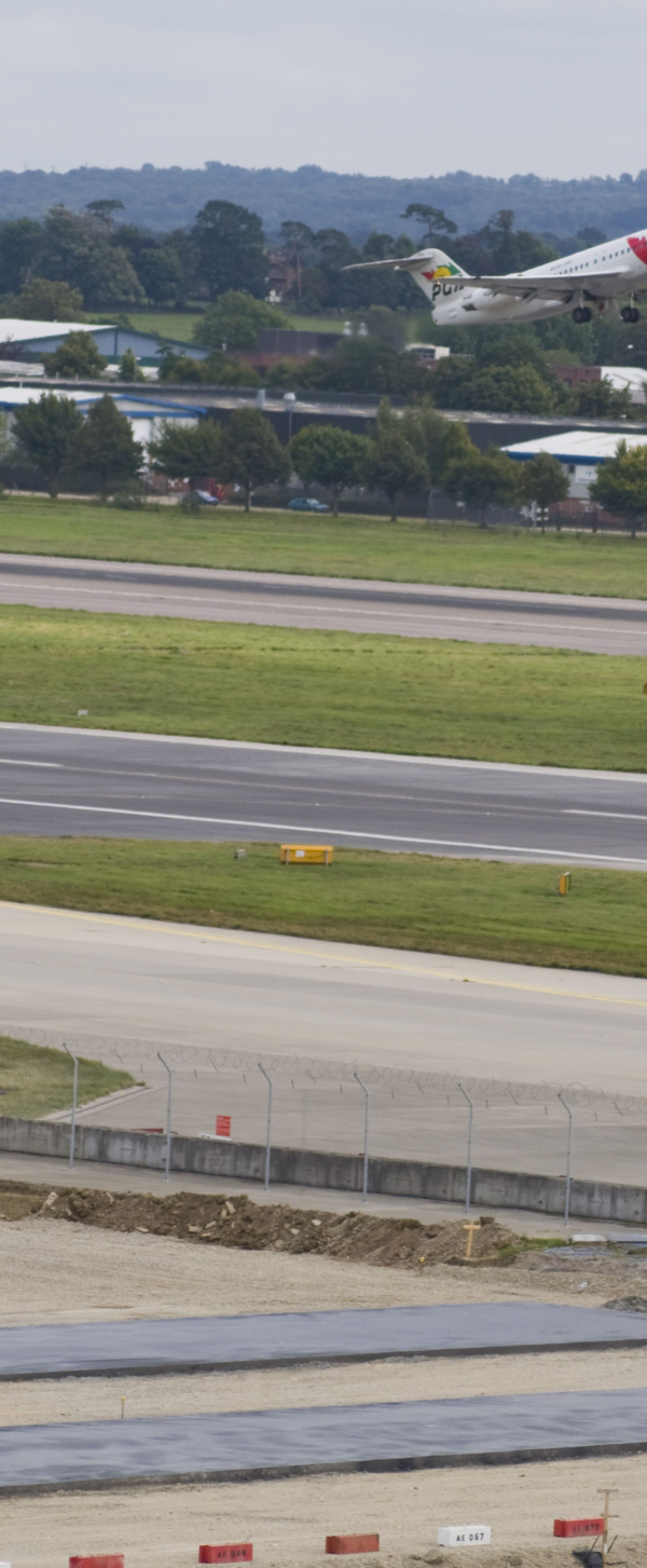 Gatwick Airport main runway rehabilitation | VolkerFitzpatrick